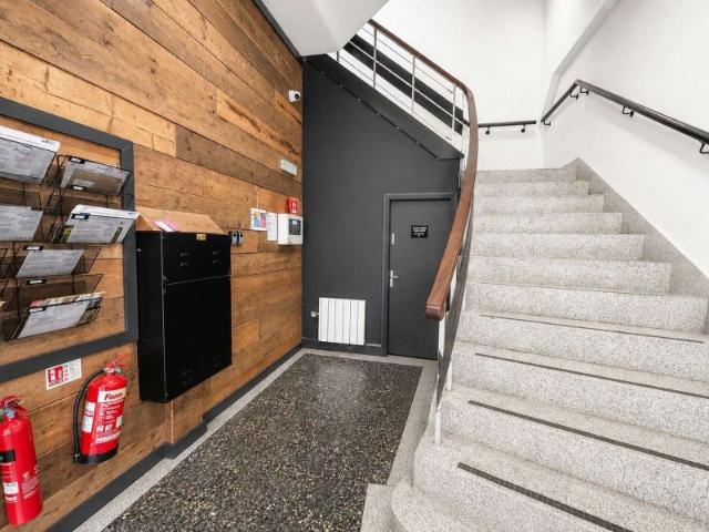 Herefordshire, County Of, UK HR4, 1 bed flat to rent, £740 pcm | PrimeLocation