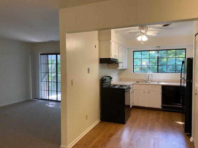 Heritage Village Apartments 1 Bedroom Apartment for Rent at 101 Steuben Dr, Guilderland, NY 12084