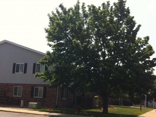 Heritage Village II 2 Bedroom Apartment for Rent at 325 W Schleier St, Frankenmuth, MI 48734