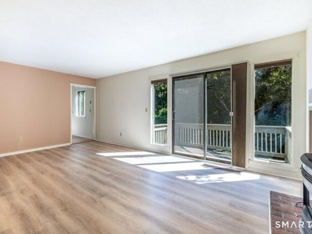 Heritage Vlg Unit D, Southbury, Condo For Sale