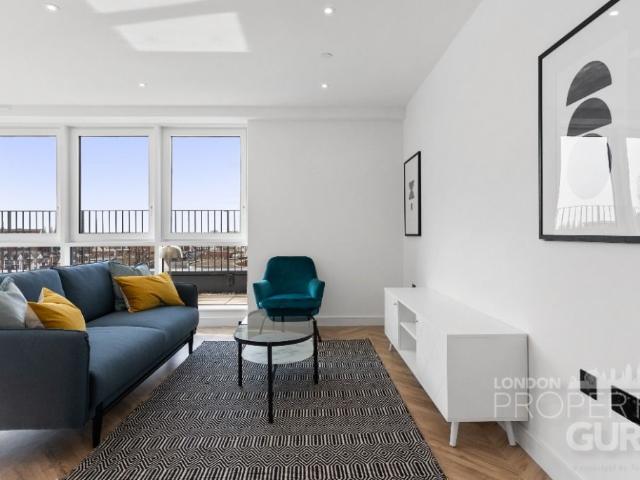 Heritage Walk, Attlee House, Royal Exchange, Kingston Upon Thames KT1, 2 bed flat to rent, £3,400 pcm | PrimeLocation