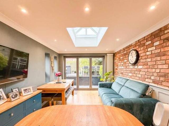 Heritage Way, Hamilton, 4 Bedroom Semi detached