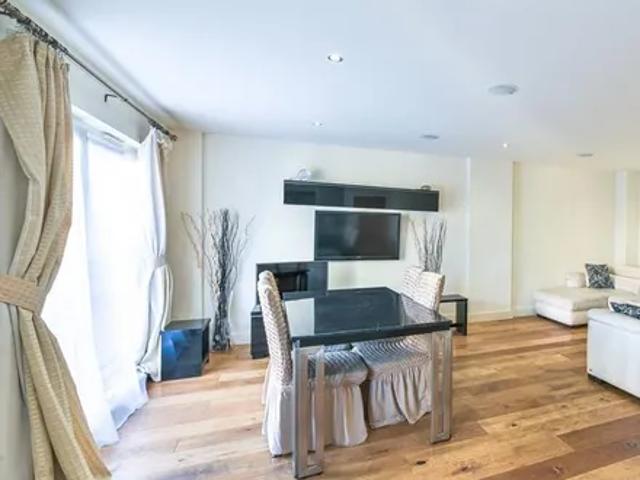 Heritage Avenue, London, NW9 5EW, United Kingdom | 2 bed duplex for rent #138147560 | Rentberry