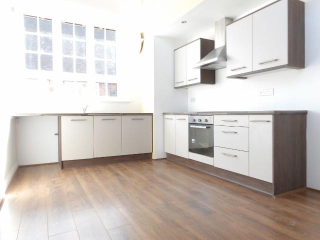 Heritage Court, Mansfield NG20, 2 bed flat to rent, £775 pcm | PrimeLocation