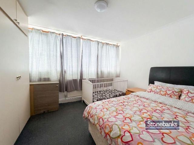 Heritage Close, Cowley, Uxbridge UB8, 4 bed shared accommodation to rent, £4,000 pcm | PrimeLocation
