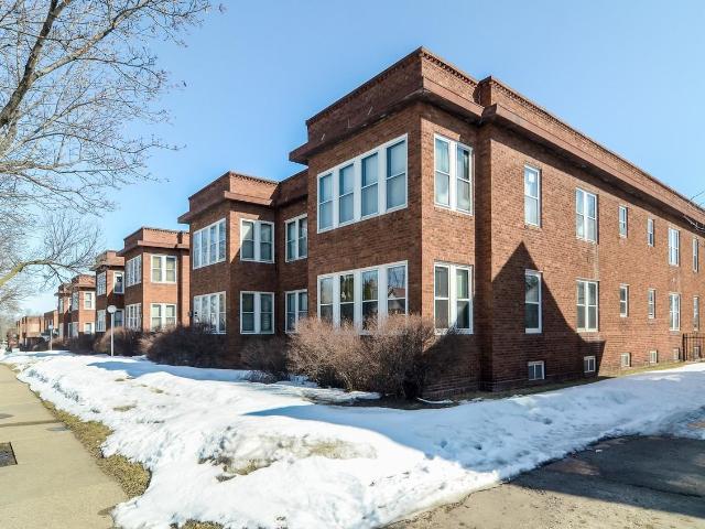 Heritage Crest Apts LLC Studio Apartment for Rent at 219 3rd Ave S, South St. Paul, MN 55075 Hepburn Park