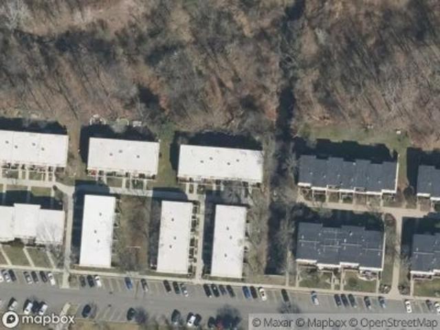 Heritage Dr Apt D