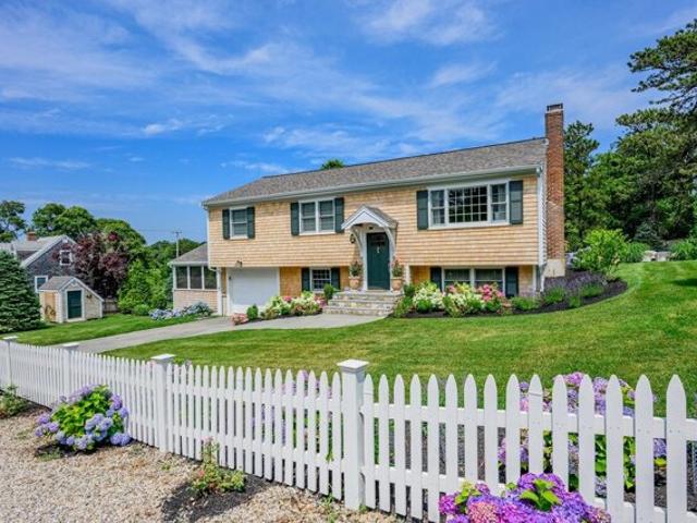 Heritage Ln, Chatham, Home For Sale