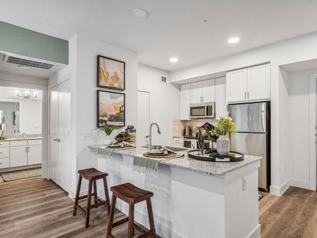 Heritage McKinney Square 1 Bedroom Apartment for Rent at 300 N Mcdonald St, Mckinney, TX 75069