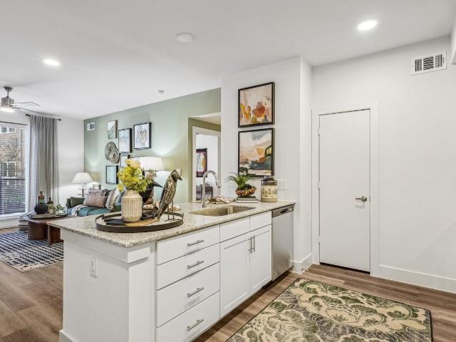 Heritage McKinney Square Studio Apartment for Rent at 300 N Mcdonald St, Mckinney, TX 75069