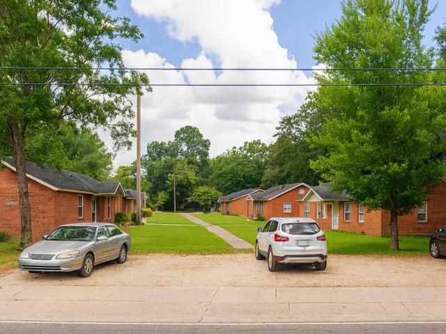 Heritage Oaks @ Virginia Section 8 2 Bedroom Apartment for Rent at 1706 Virginia St, Mobile, AL 36604 Leinkauf