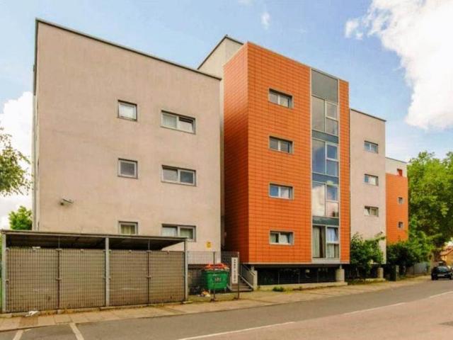 Hermit Road, Canning Town 1 bed apartment to rent £1,651 pcm £381 pw