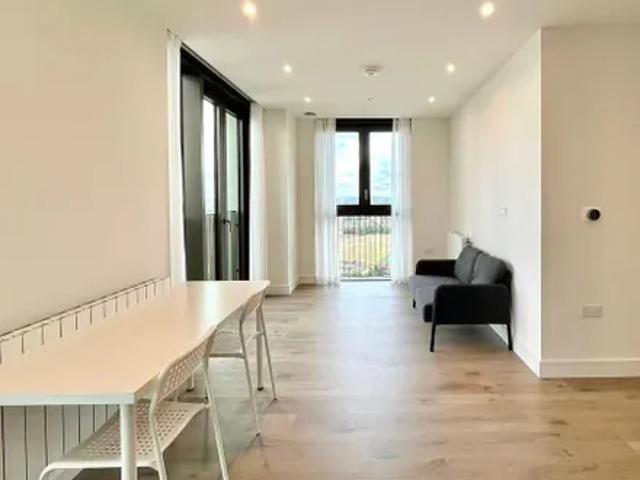 Hermit Road, London, E16 4BW, United Kingdom | 2 bed apartment for rent #167673858 | Rentberry