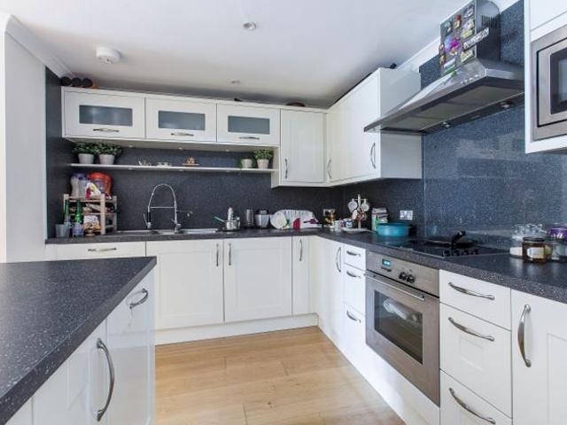 Hermitage Court, Knighten Street. 2 bed flat to rent £3,198 pcm £738 pw