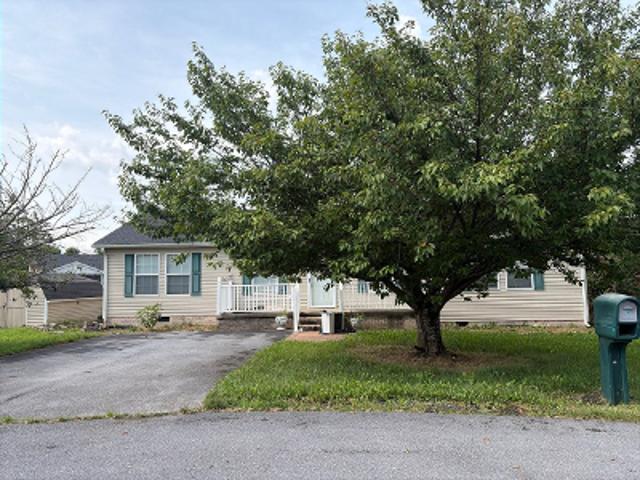 Hermitage Dr