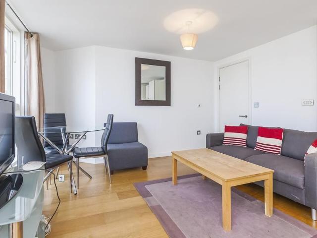 Hermitage Street, Paddington, London W2, 2 bed flat to rent, £3,900 pcm | PrimeLocation