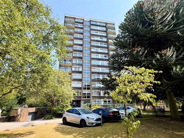 Hermitage Road, Edgbaston, Birmingham B15, 2 bed flat to rent, £995 pcm | PrimeLocation