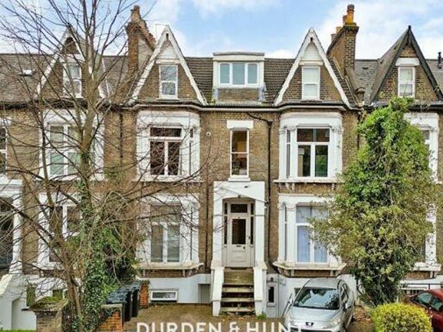 Hermon Hill, Wanstead, 1 Bedroom Apartment