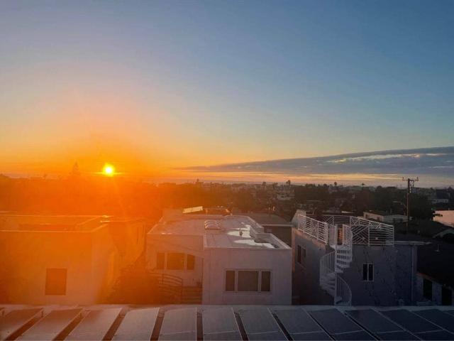 Hermosa Beach room for rent