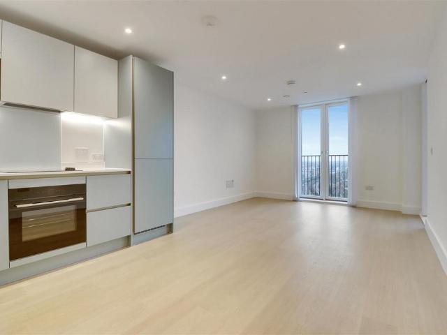 Herne Hill Road, London, SE24 1 bed apartment to rent £2,325 pcm £537 pw