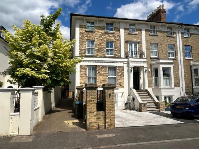 Herne Road, Surbiton KT6, Studio to rent, £850 pcm | PrimeLocation