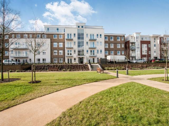 Heron Way, Maidenhead SL6, 1 bed flat to rent, £1,400 pcm | PrimeLocation
