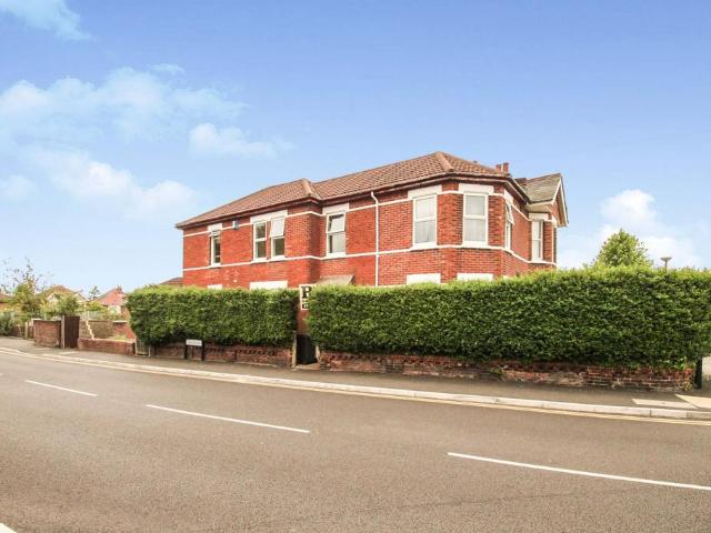 Heron Court Road, Bournemouth BH3 5 bed property to rent £2,900 pcm £669 pw