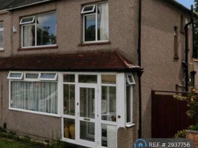 Heron Hill, Belvedere, DA17 3 bed semi detached house to rent £2,300 pcm £531 pw