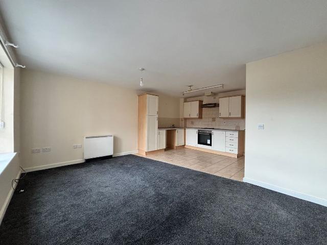 Heron House, Tipton DY4, 2 bed flat to rent, £825 pcm | PrimeLocation