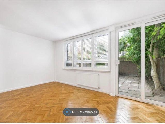 Heron House, London SW11, 3 bed maisonette to rent, £3,350 pcm | PrimeLocation