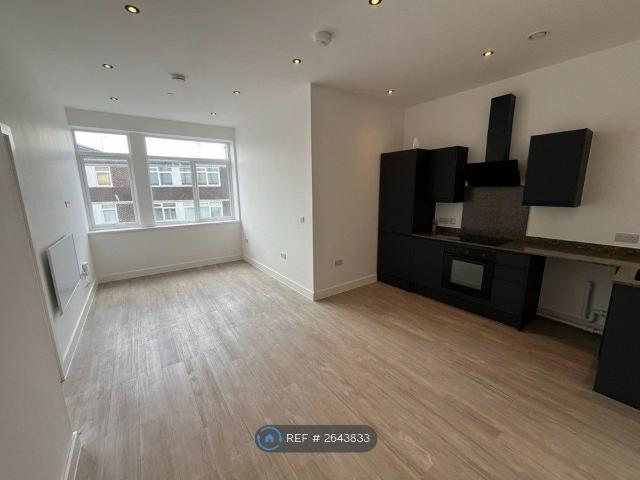 Heron House, Nuneaton CV11, 1 bed flat to rent, £795 pcm | PrimeLocation