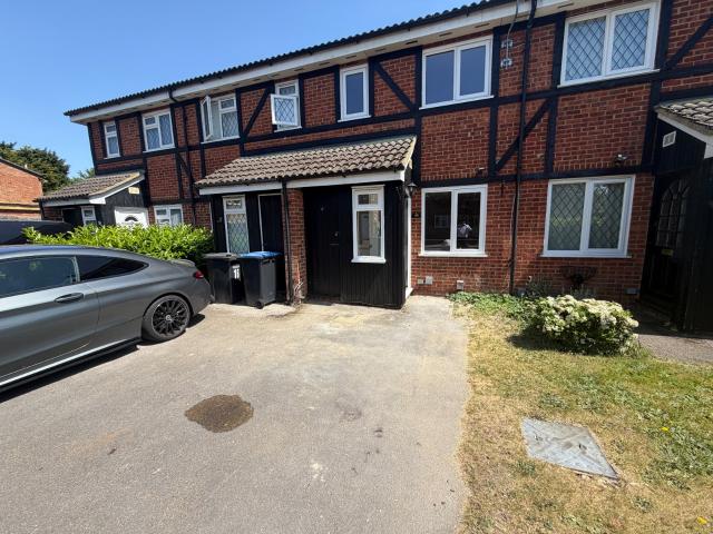 Heronfield, Englefield Green, Egham, Surrey, TW20 0RG Hodders