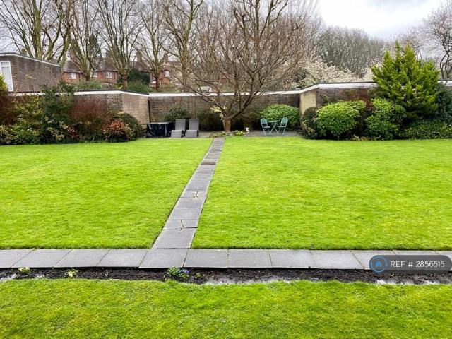 Herons Lea, London, N6 2 bed flat to rent £2,400 pcm £554 pw