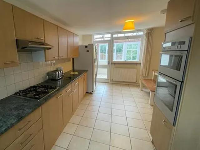 Herons Way, Metchley, B29 6TR, United Kingdom | 6 bed duplex for rent #70273568 | Rentberry