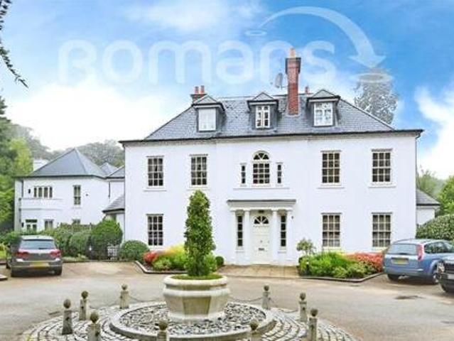 Heronsbrook, Buckhurst Road, 2 Bedroom Flat