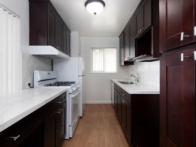 Herschel Apartments
