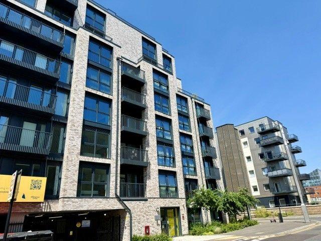 Herschel Street, Slough SL1, 1 bed flat to rent, £1,475 pcm | PrimeLocation