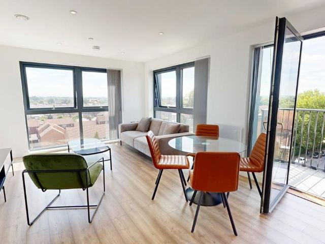 Herschel Street, Slough SL1, 2 bed flat to rent, £1,800 pcm | PrimeLocation