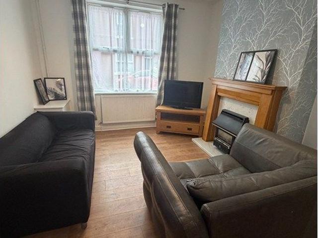 Hersey St, Salford M6, 2 bed terraced house to rent, £1,200 pcm | PrimeLocation