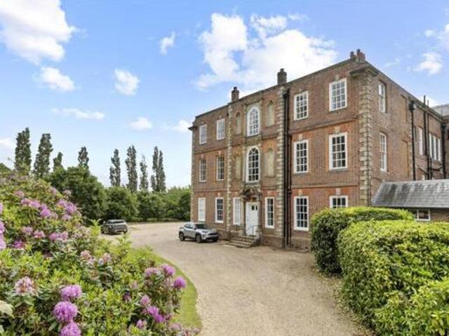 Herstmonceux Place, Church Road, 1 Bedroom Apartment