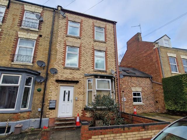 Hester Street, Northampton NN2, 2 bed flat to rent, £925 pcm | PrimeLocation