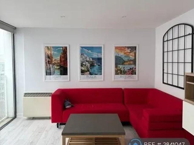 Hester Road, London, SW11 4AU, United Kingdom | 2 bed house for rent #167776451 | Rentberry
