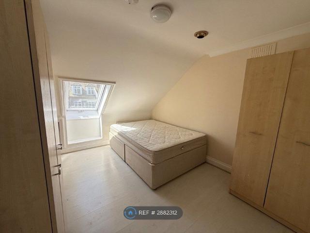 Heston Road, Hounslow TW5, Room to rent, £950 pcm | PrimeLocation