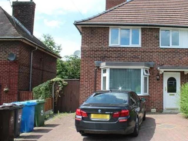 Hesford Avenue, Manchester, M9 4LP, United Kingdom | 3 bed townhouse for rent #140398127 | Rentberry