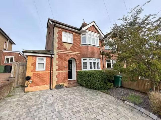 Heskett Park, Pembury 4 bed semi detached house to rent £2,5.