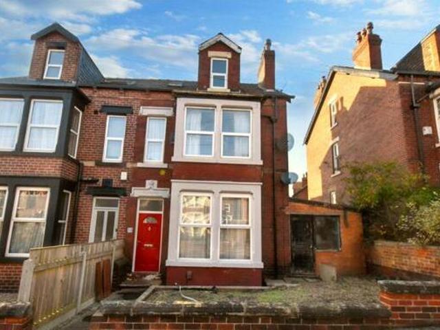Hesketh Avenue, Leeds, 4 Bedroom Semi detached