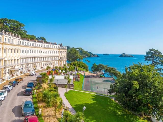 Hesketh Crescent, Torquay TQ1, 1 bed flat to rent, £900 pcm | PrimeLocation
