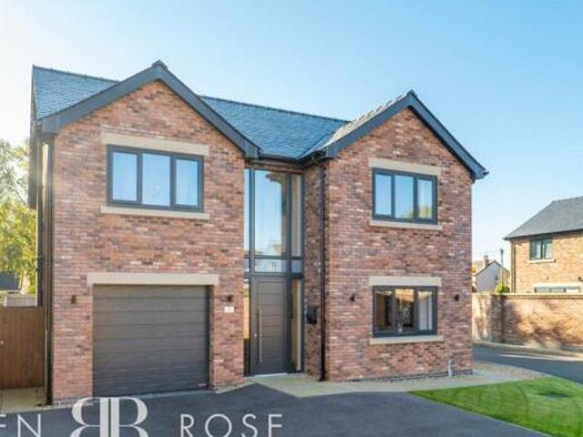 Hesketh Grove, Tarleton, 4 Bedroom Detached