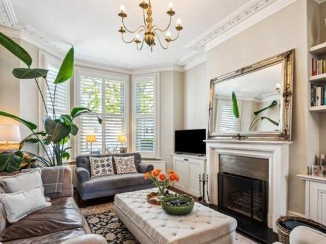 Heslop Road, London, 4 Bedroom Semi detached