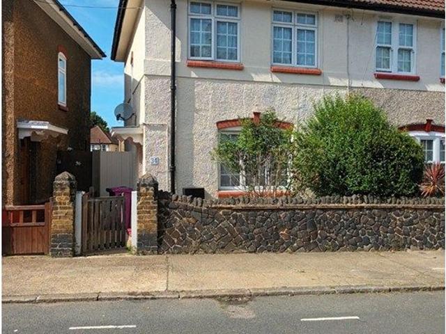 Hesperus Crescent, London E14, 2 bed end terrace house to rent, £2,150 pcm | PrimeLocation